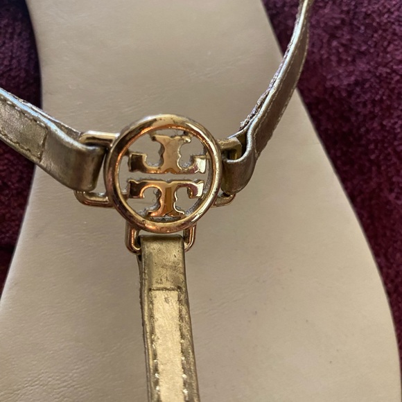 Tory Burch | Shoes | Tory Burch T Strap Gold Flat Sandals | Poshmark